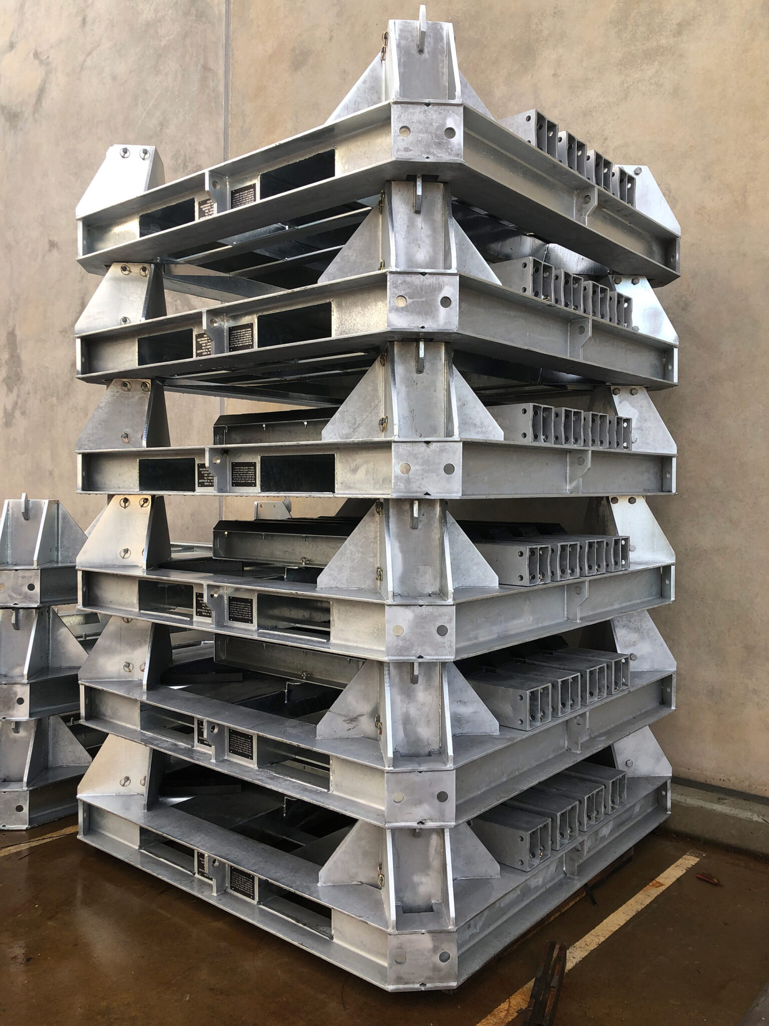 Transport Skids and Material Handling - Metal West